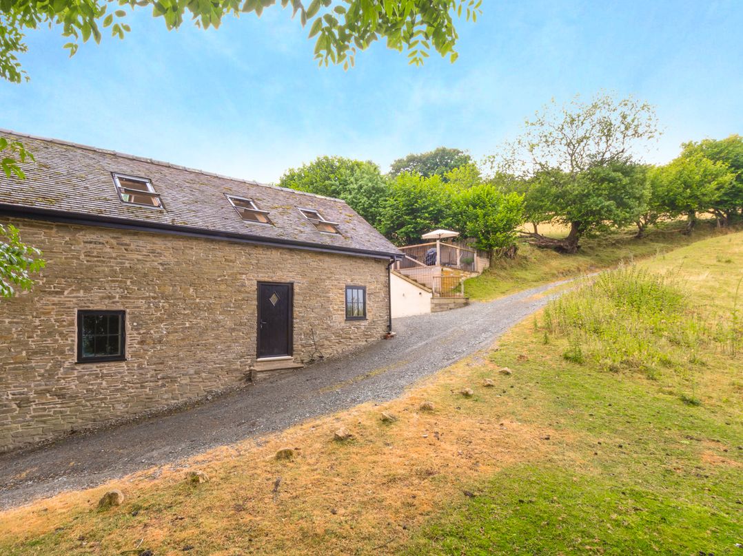 Bishop's Castle Barn - Luxury Cottage In Shropshire To Rent